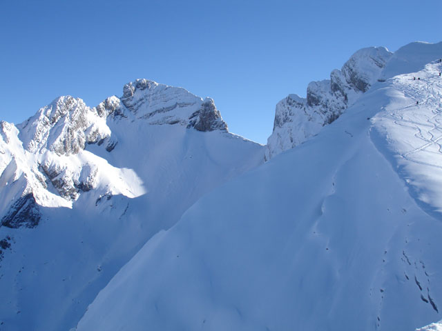 Ski de rando > Aiguille des Calvaires, l'Aiguille, dimanche 10 décembre ...
